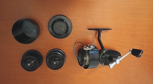 1981 Vintage Mitchell 300A France Spinning Fishing Reel with 2 extra ...