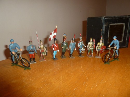 Mignot 10 Assorted Figure Lot toy soldiers | eBay