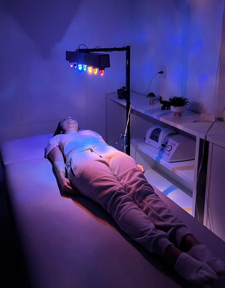 Crystal Light Bed Chromotherapy Color Therapy naturopathy Yogic Quantum ...