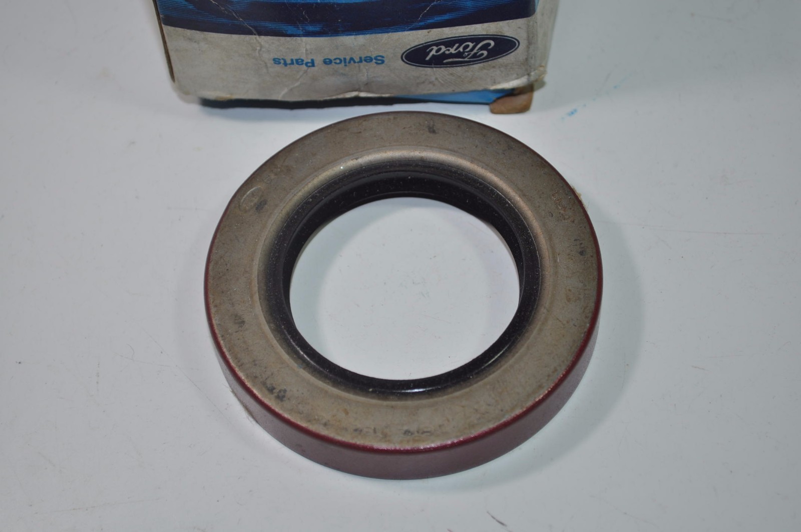Ford NOS OEM Truck Transfer Case Front Output Oil Seal Part# D6TZ-7B215 ...