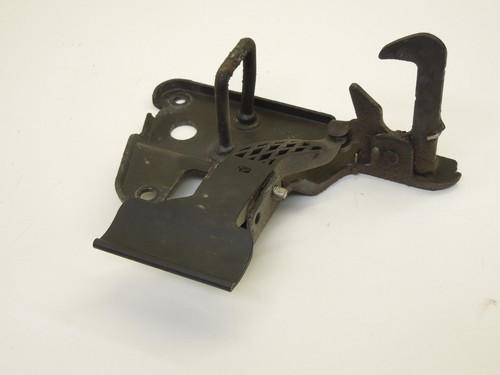 Audi RS6 4F C6 Bonnet Latch Hook 4F0823480B | eBay