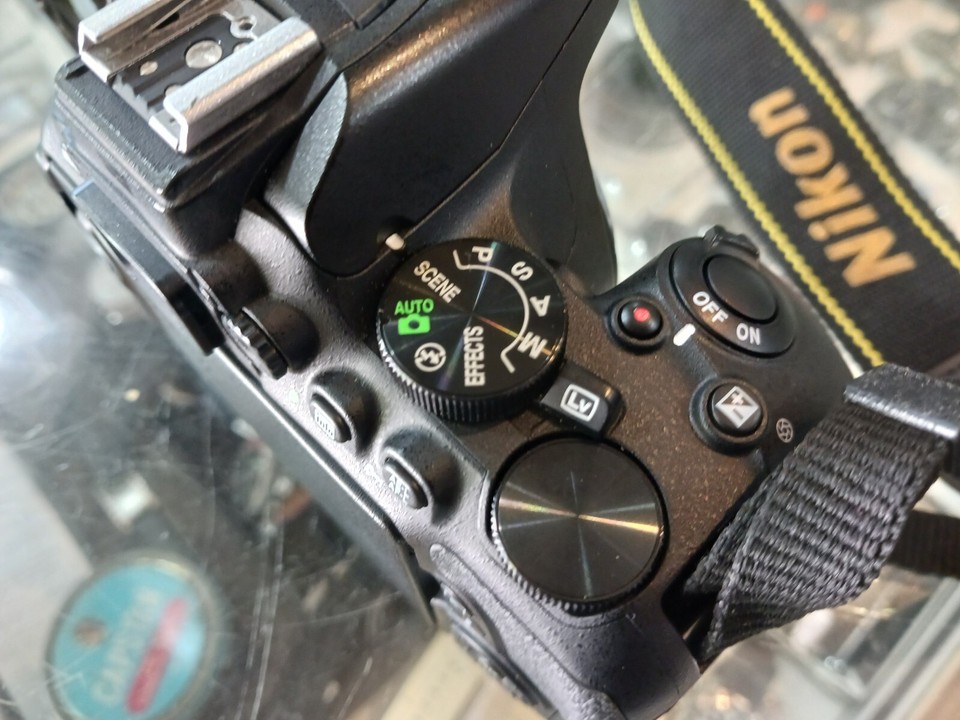NIKON D5600 DIGITAL SLR CAMERA DSLR - BODY ONLY | eBay