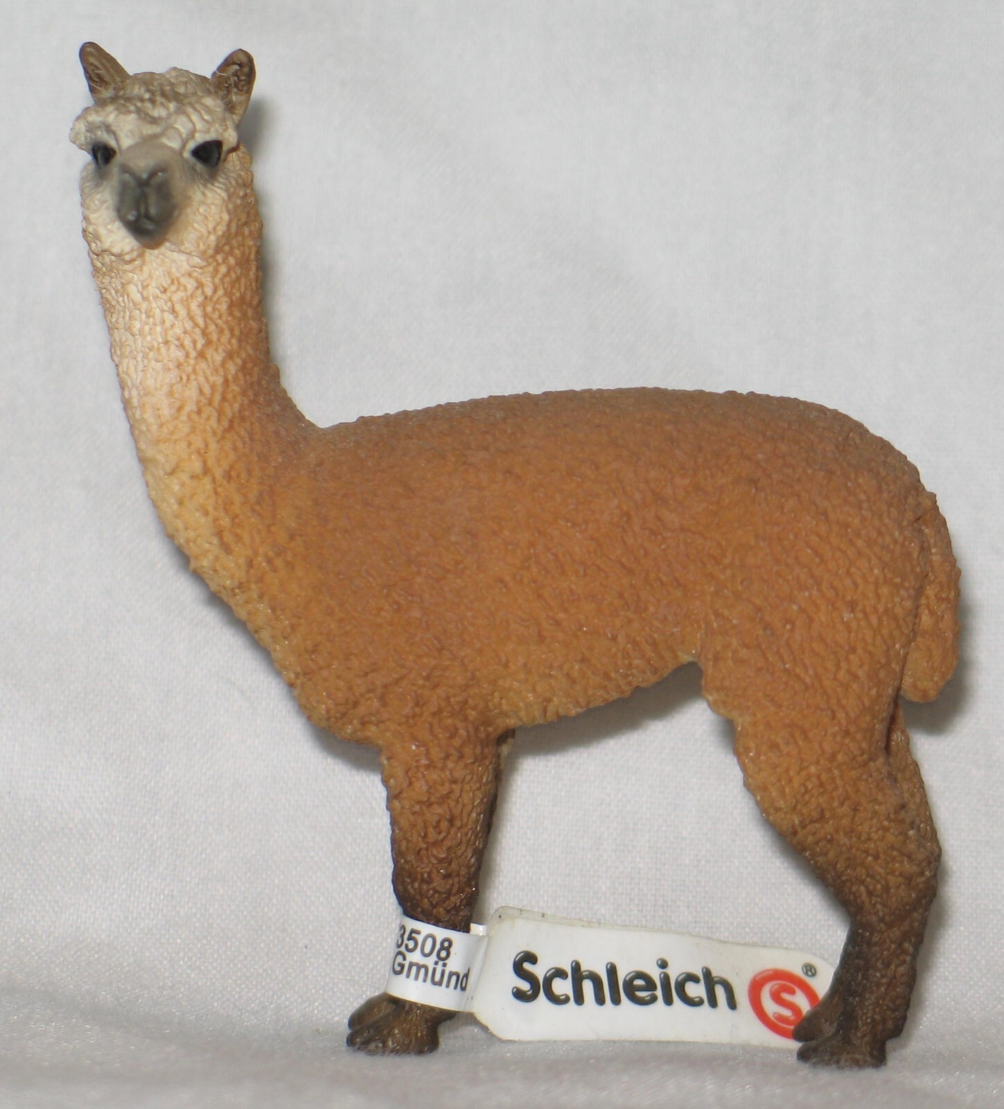 schleich alpaca male retired 2011 with tags | eBay