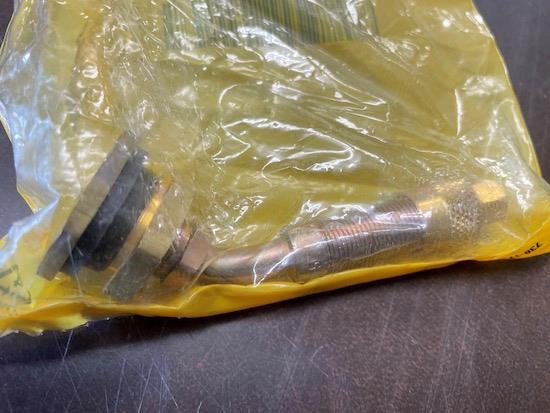 NOS CAT 2G6595 Original Caterpillar Valve G Tire 2g-6595 for sale ...