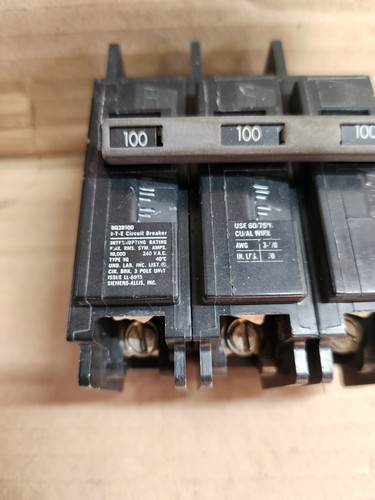 ITE BQ3B100 Circuit Breaker 3-Pole 100A 240VAC 3-Phase Bolt-On Mount ...