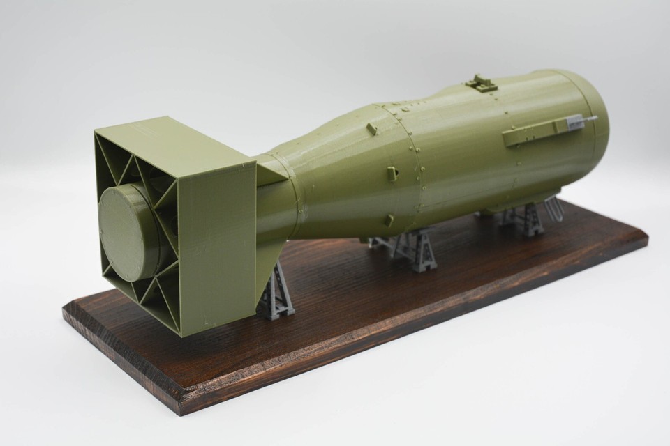 MKI Atomic Bomb "Little Boy" Model 1/8.6 Medium Scale - WW2 US Military ...
