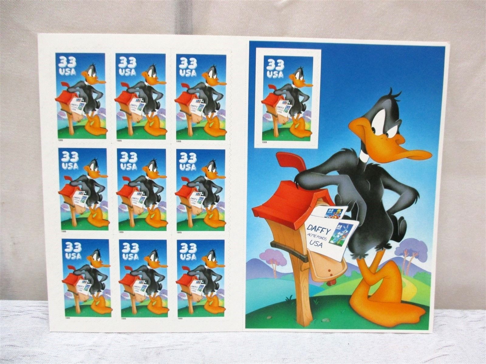 Scott # 3306 - Daffy Duck - Looney Tunes - 1999 - 33c - Pane of 10 U S ...