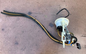 Genuine BMW E92/E93 M3 S65B40 Fuel Filter Transfer Pump And Level ...