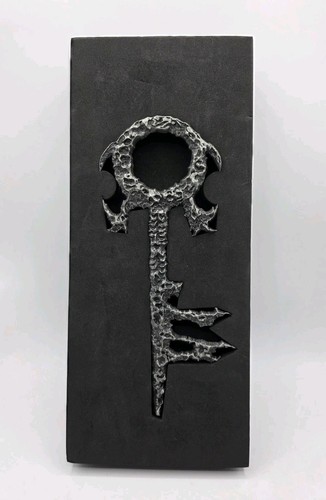 Locke & Key/Sandman: 10" Key to Hell in Ghost Door NO BOX | eBay