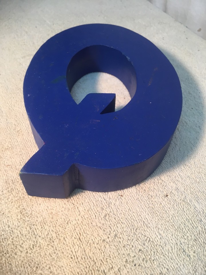 Letter Q Big Vtg Wood Block Type Italic Font 8in x 5.5in x 1.5in Blue ...