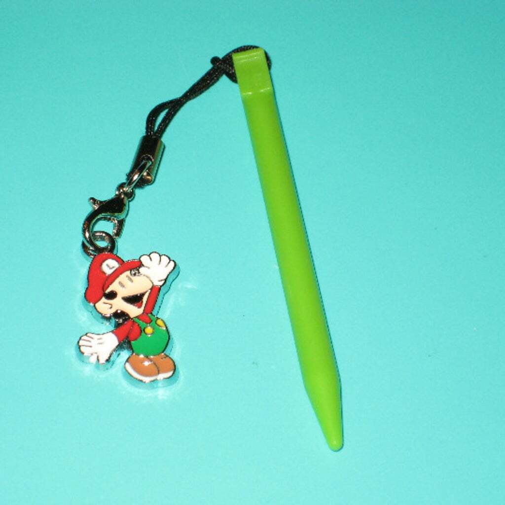 3DS Plastic Stylus Pen with Luigi Charm - Select Color | eBay