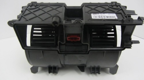 VENTILATEUR RADIATEUR MOTEUR Renault Megane III Coupe (DZ) 2010 ...