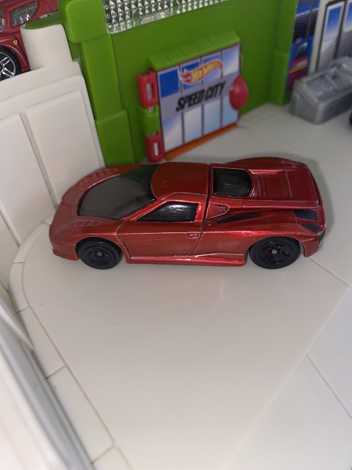 Hot Wheels Lot Of 2- 2001 B Engineering Edonis Red & Blue 1:64 Scale ...