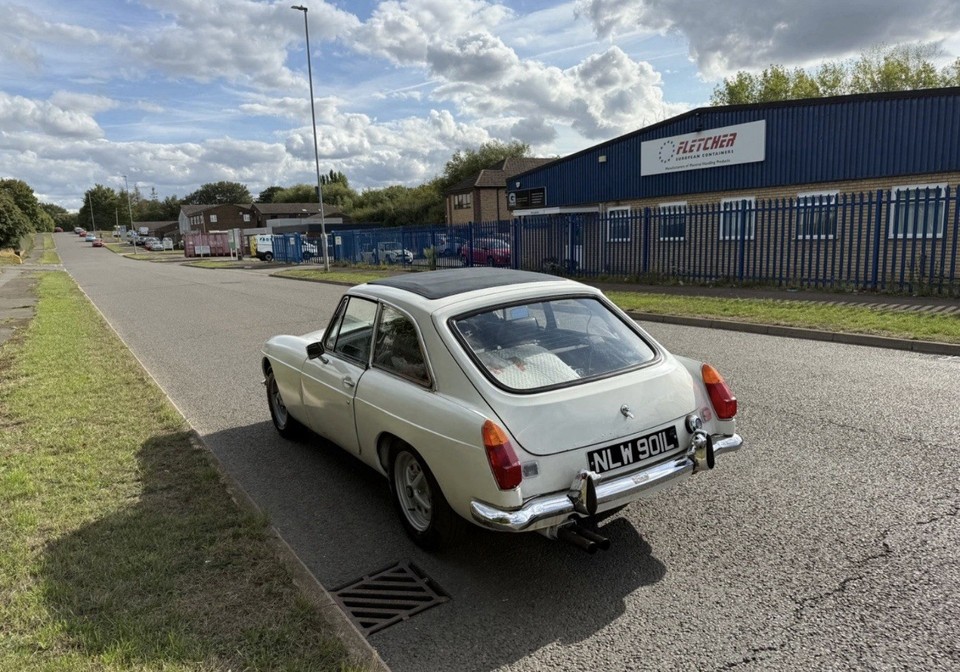 MGB GT 1.8 1972 Manual | eBay UK