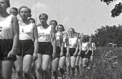 WW2 Picture Photo BDM Young Bund Deutscher Mädel League German Girls ...