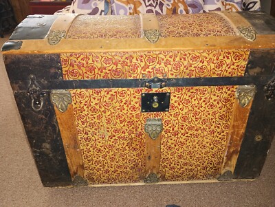 Antique Large Wood and Metal Camel Back Dome Back Steamer Trunk Chest ...