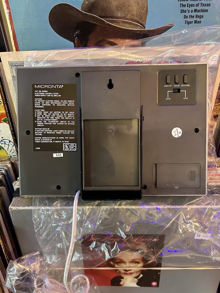 Vintage NEW NOS Micronta 63-805C Electronic LED Wall Clock in Original ...