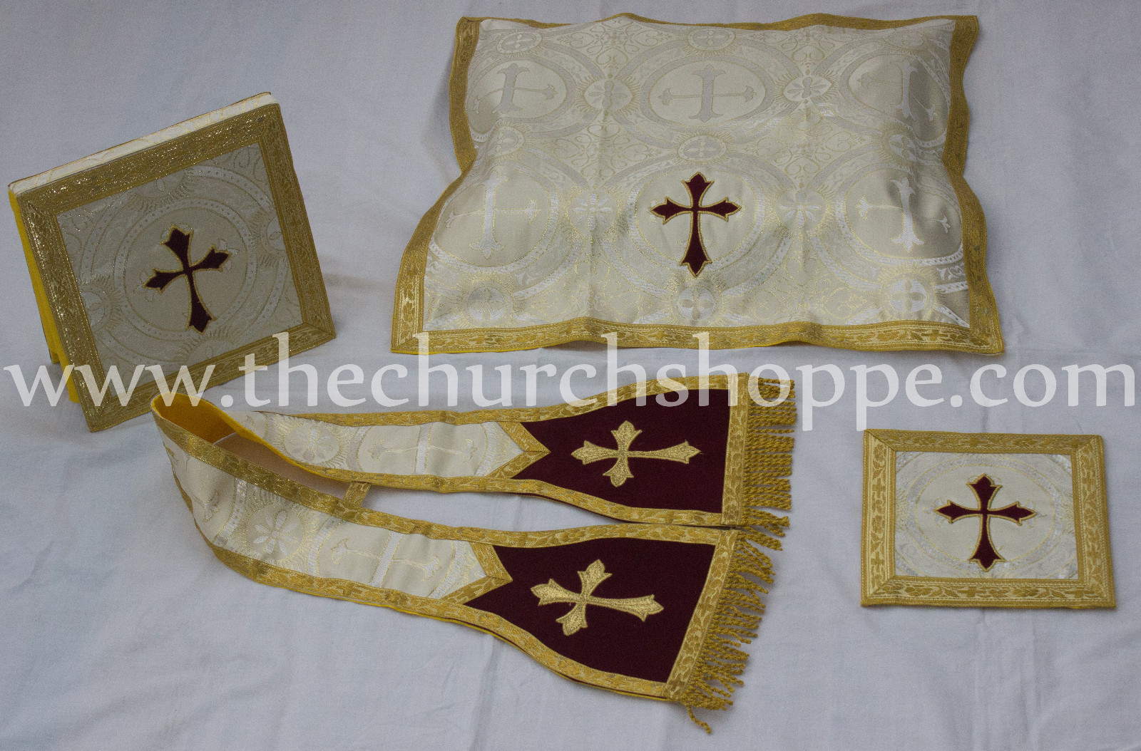 NEW GOLD Fiddleback Chasuble Mass Vestment set Veil,Maniple,Stole,Burse ...
