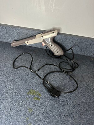 Official Gray Nintendo NES-005 Zapper Light Gun Controller Tested ...