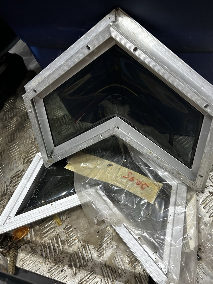 boogie van bubble windows ( Pair) | eBay