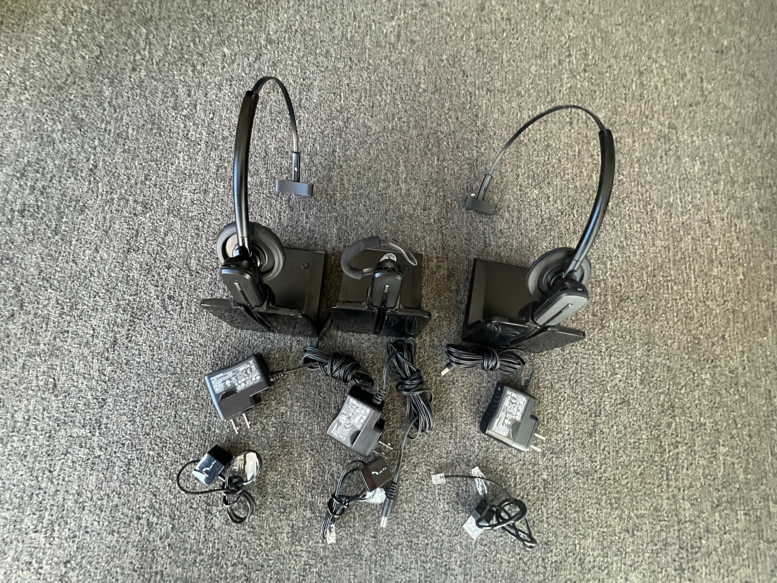 Lot of 3 Plantronics CS540 C054 Base Station Dect 6.0 W/ Handset ...