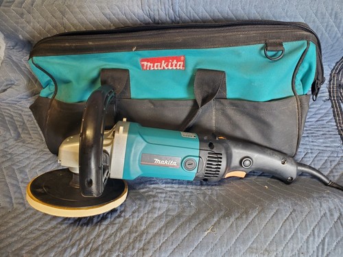 Makita 9227C 7" Polisher Buffer with Carry Case and 4 pads. Nice! | eBay