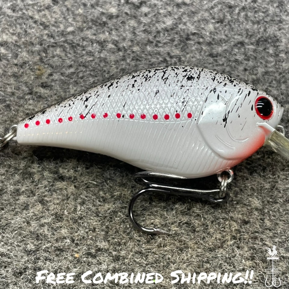 Lucky Craft RC 2.5 RT Rattle In Crankbait Lure 2.75" 1/2oz - White Shad ...