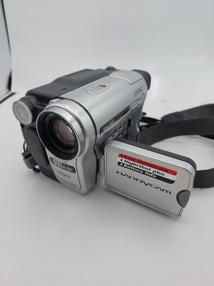 Sony CCD-TRV138 Hi-8 Analog Camcorder FOR Parts or Repair NO BATTERY OR ...