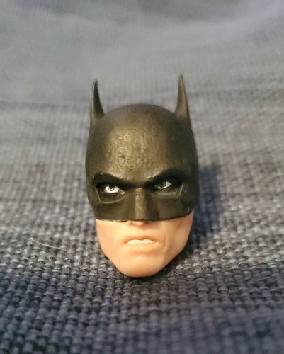 Mezco ONE:12 The Batman (Teeth Showing) Head Sculpt Customer Fodder ...