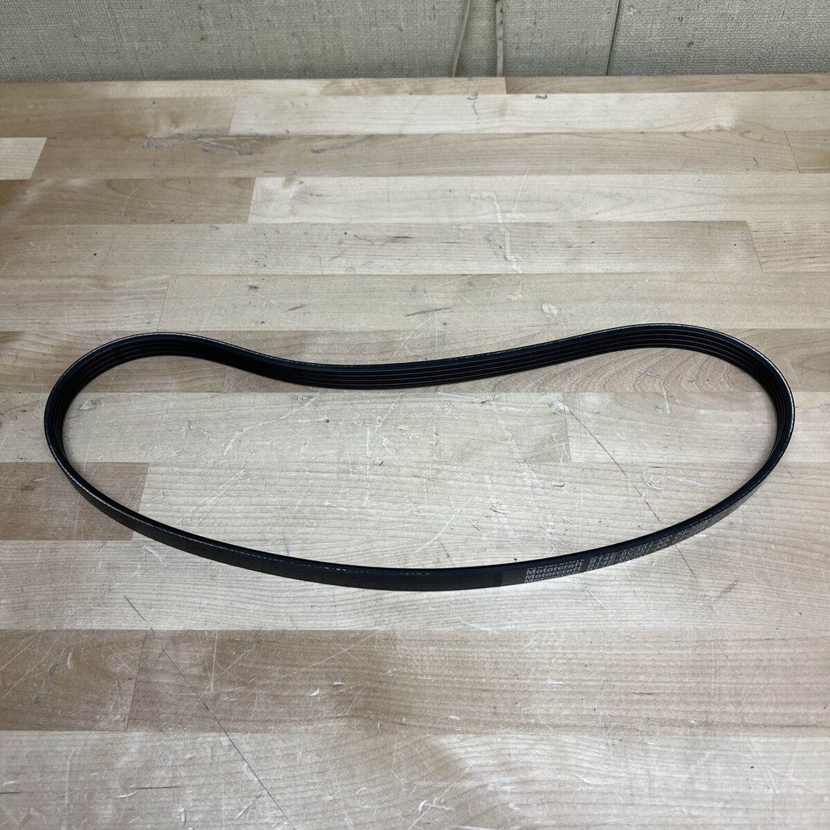 OEM Ford 7T4Z-8620-A Serpentine Belt 2007-2012 Ford Edge OEM Ford 7T4Z-8620-A Serpentine Belt 2007-2012 Ford Edge