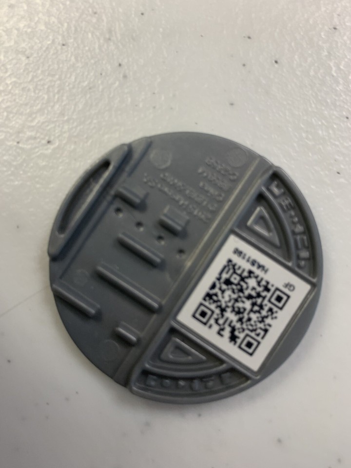 Yo-Kai Watch Draggie Slippery Yokai Series Three 3 Medal | eBay