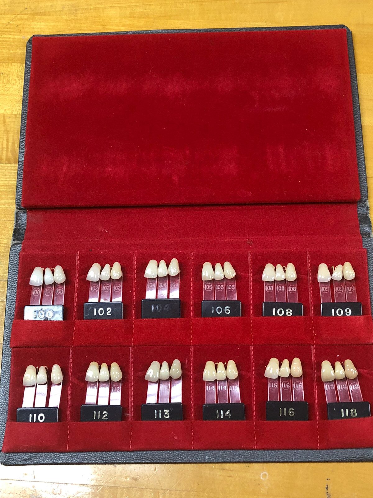 Vintage Trubyte Bioblend Blend Selector Dental Shade Guide | eBay