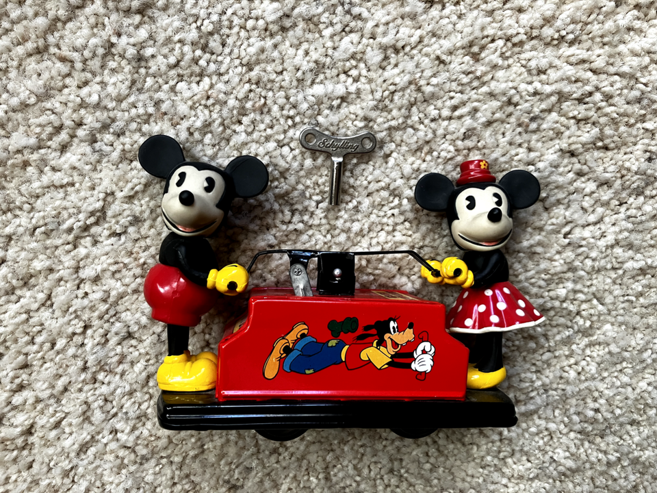 TOY - DISNEY Mickey Minnie Mouse wind-up handcar | eBay