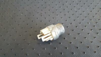 9098702004 90987-02004 056700-4810 0567004810 Relay module Toyota ...