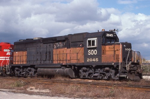 AP: Original Slide SOO LINE GP40 #2045 Bensenville IL 1991 Ex-MILW Bandit Paint | eBay