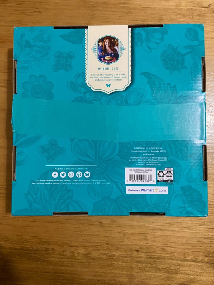 Pioneer Woman Mingling Board Plate Set 4 Appetizer Plates Holds Wine ...