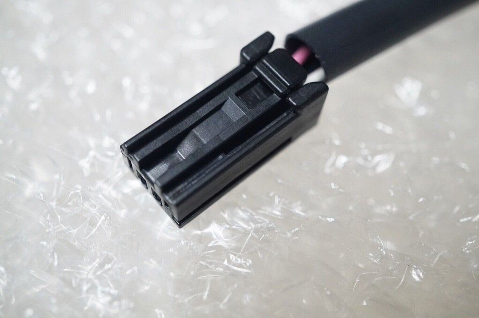 9098012D25 Housing Connector Female With Wire For Toyota Hilux Revo ...