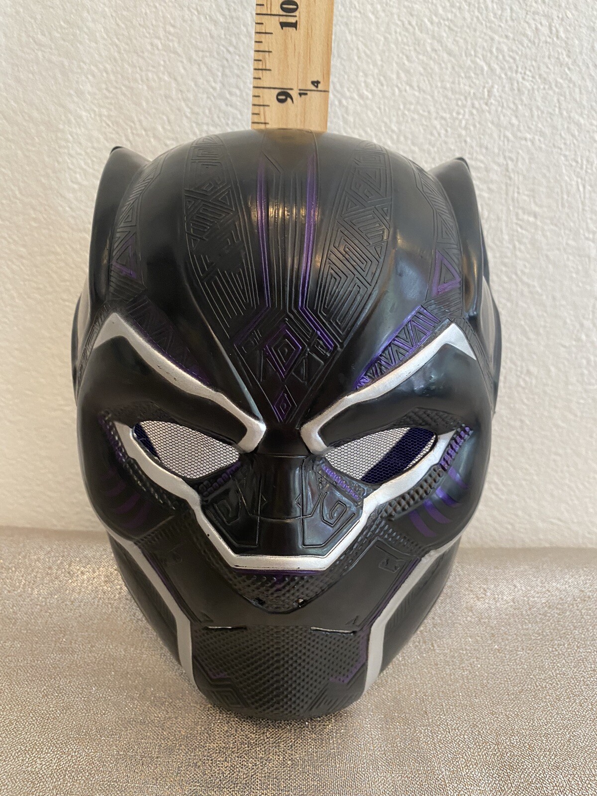 Marvel 2019 Black Battle Panther Mask - Gem