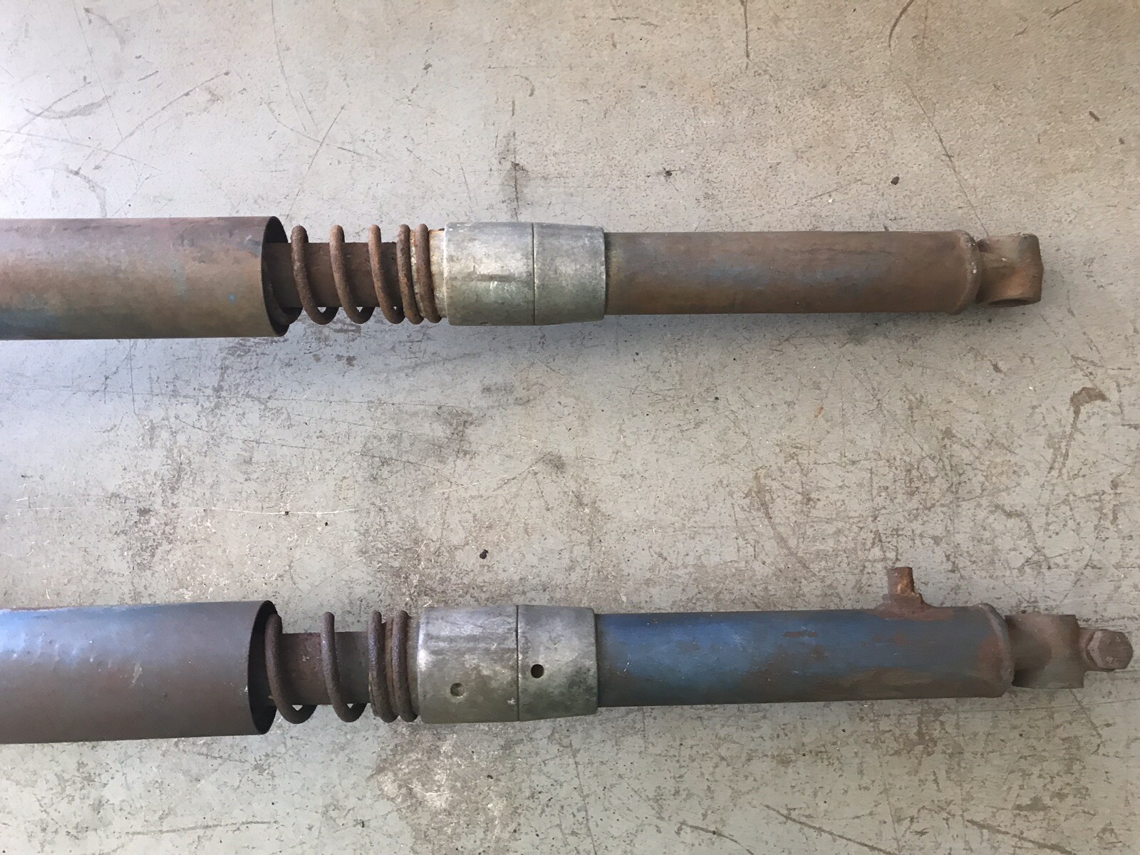 Moto Parilla Olimpia 100 Front Forks Triple Tree 99 | eBay