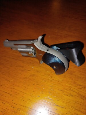 NAA "grip and clip" 22lr 22 short right side "color changing"/black ...
