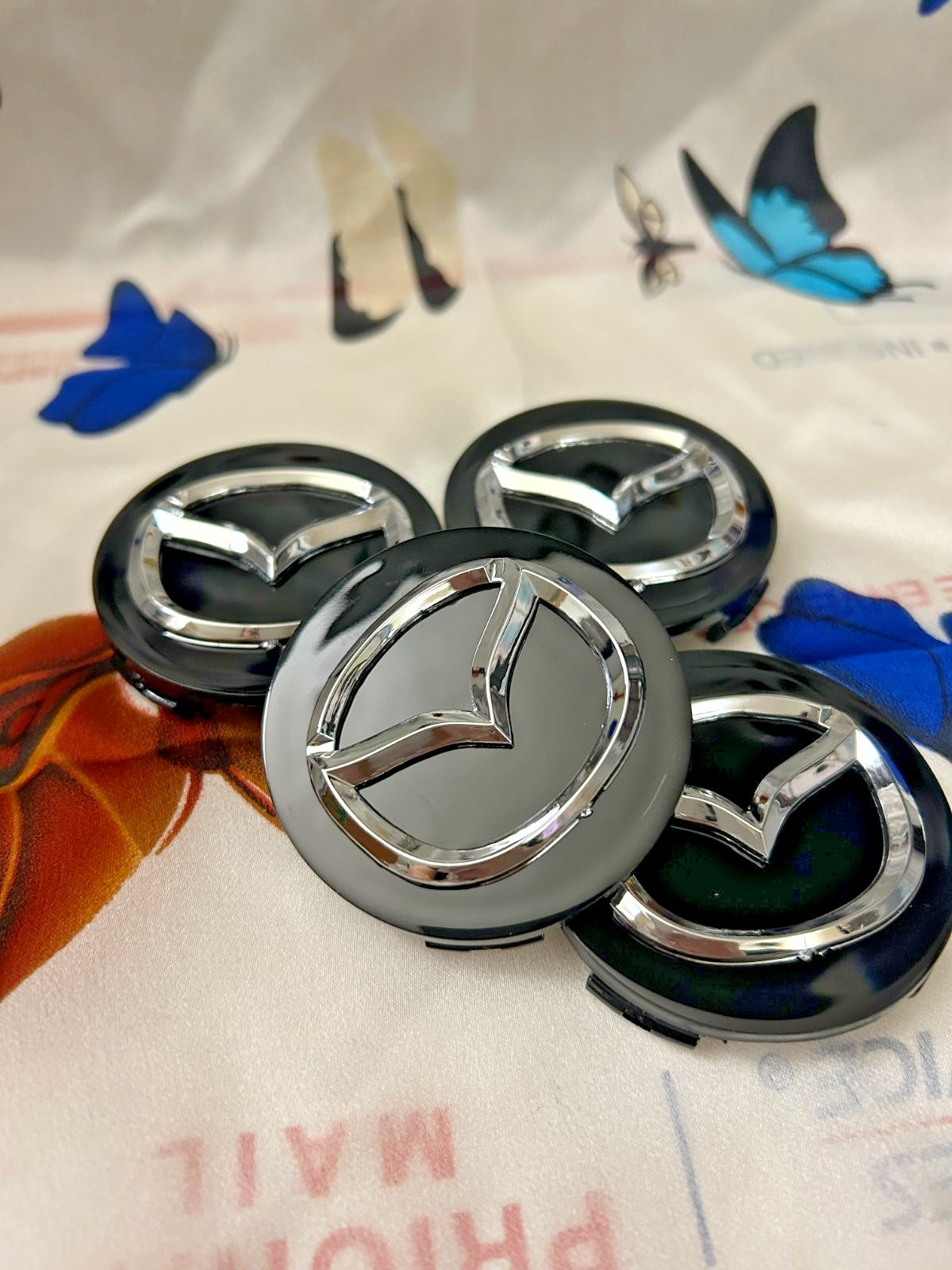 SET OF 4 MAZDA Black CENTER WHEEL CAPS CHROME EMBLEM 56MM HUB CAP LOGO ...