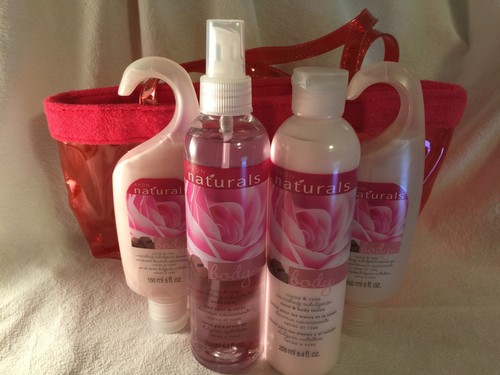 AVON Naturals ‘Cocoa & Rose' Body Spray, Shower Gels, Body Lotion & Bag ...