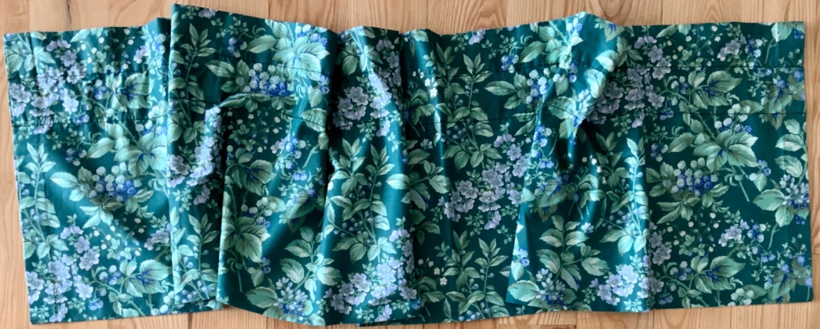 Laura Ashley Bramble Berry Floral Window Valance Curtain Berries 84x18 ...