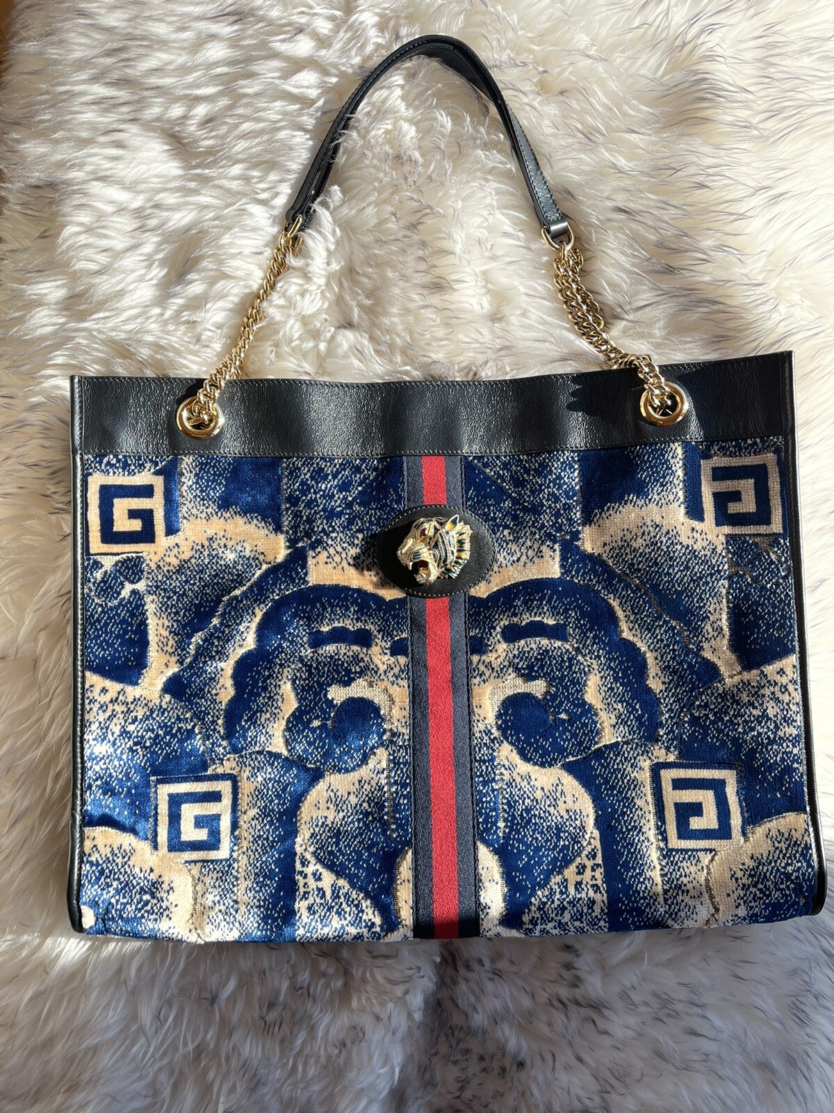 RARE! Authentic GUCCI LARGE RAJAH Clouds Velvet TOTE,… - Gem