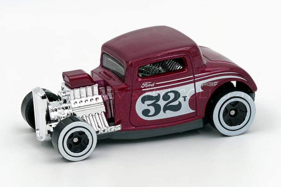 2025 Hot Wheels HW Retro Racers 5 Pack: GT Scorcher 32 Ford Ford GT40 ...