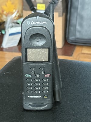 Qualcomm Globalstar GSP-1600 Handheld Tri-Mode Portable Satellite Phone ...
