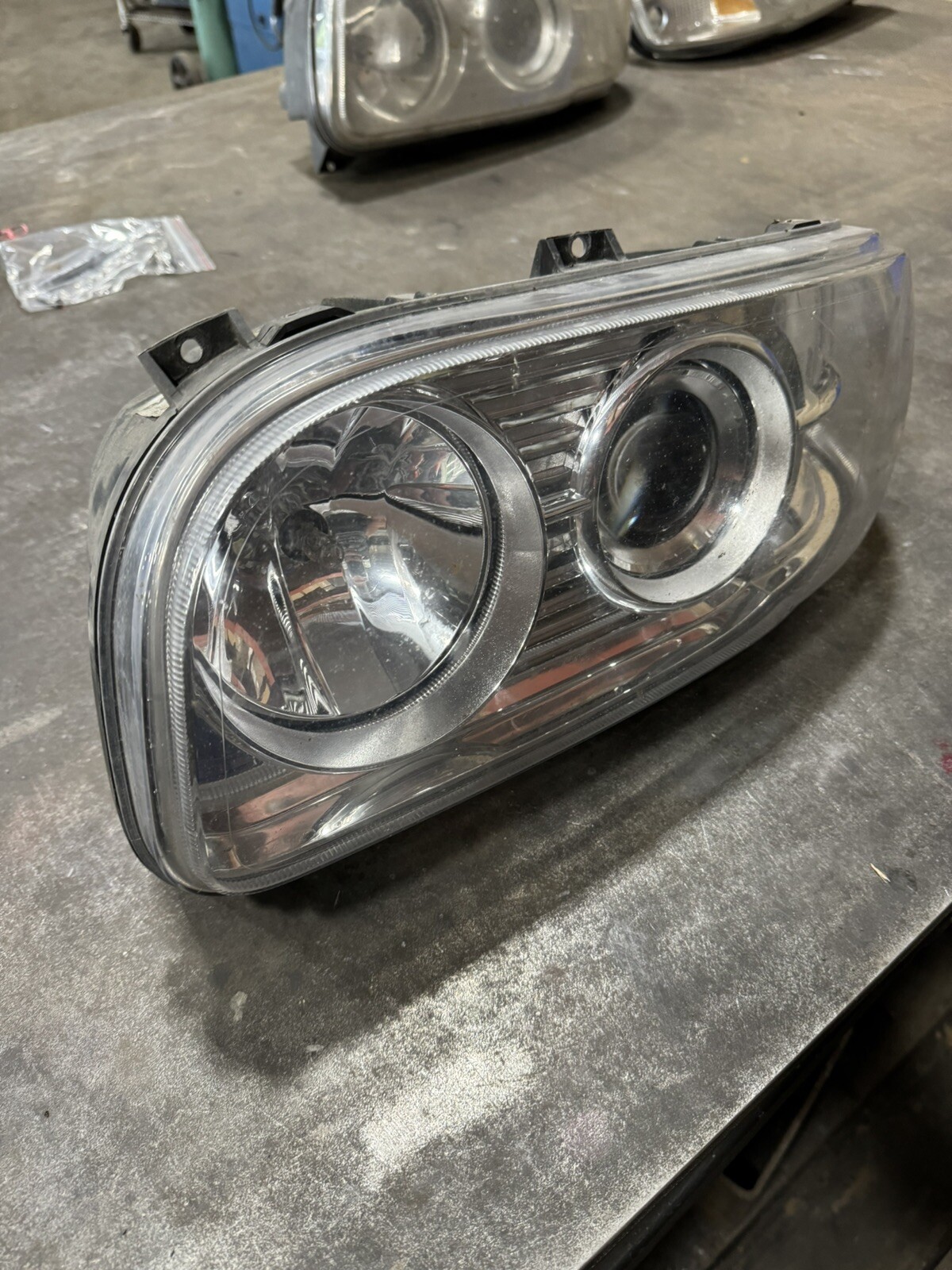 Headlight Passenger Side RIGHT HALOGEN FOR Peterbilt 389 388 367 567 | eBay