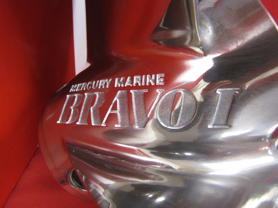 Bravo I FS Pro Finished Propeller 48-8M0064469 15.25 X 24 P RH SS 4BL ...