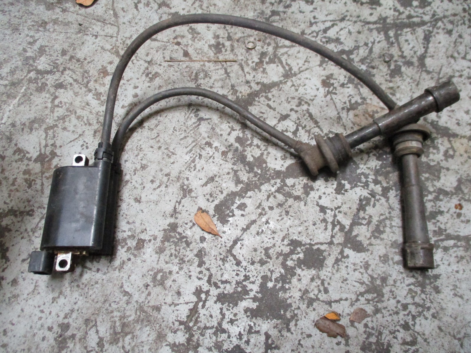 2005 Suzuki Outboard DF 115 hp 4-stroke ignition coil 1&4 33410-90j00 ...