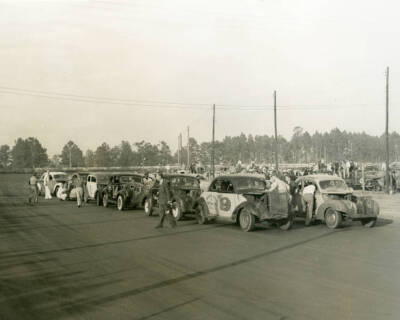 1950s Modified stock cars get set start race dirt track 1950s Old Photo ...
